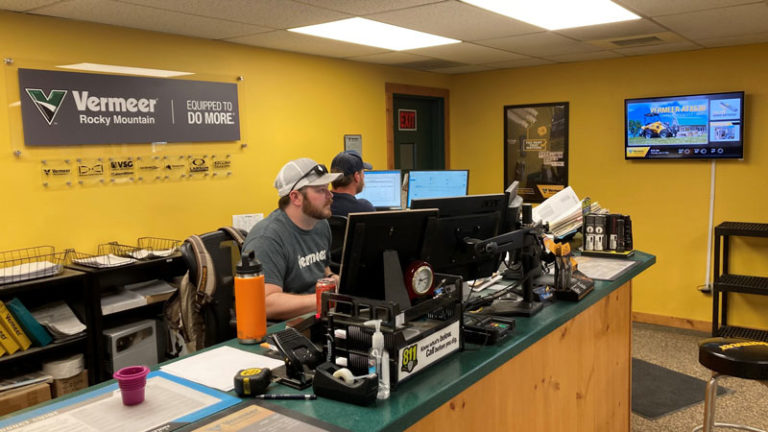 Vermeer Southeast Digital Signage | In-Store Screens | Case Study